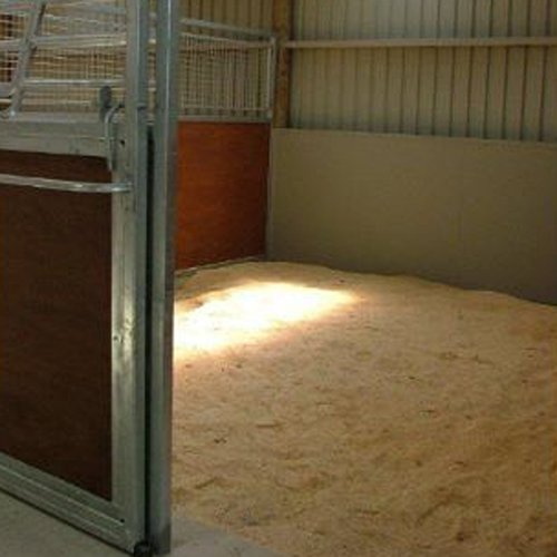 Custom Horse Stables Christchurch, NZ - States Man Floats